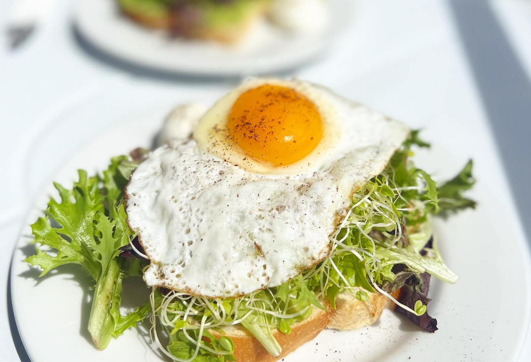 The Top 5 Spots For Brunch on the Island of Oahu