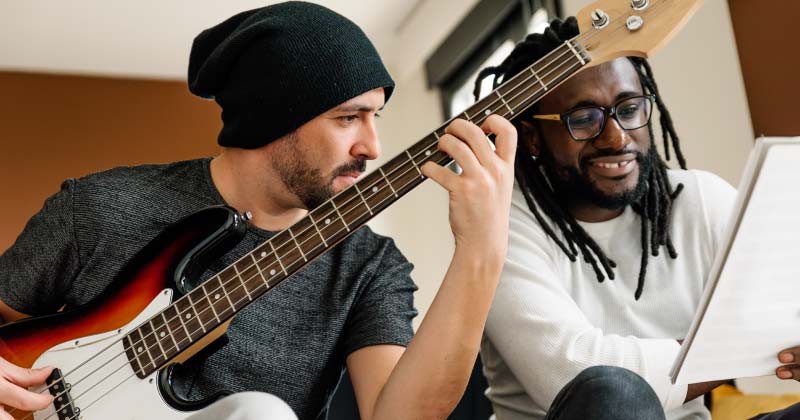 The Benefits of Collaborating with Other Musicians – The Hooktheory Blog