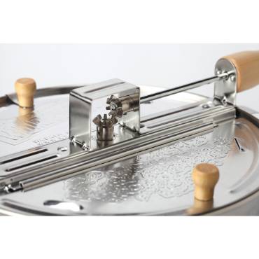 Whirley-Pop 6 Qt Popcorn Popper with Metal Gears | Lehman's