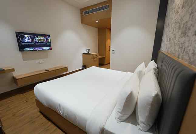 Xenious Micro, Amritsar