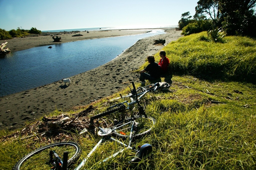 Timaru Stream at End of Weld Road (near mouth) - Swim Guide