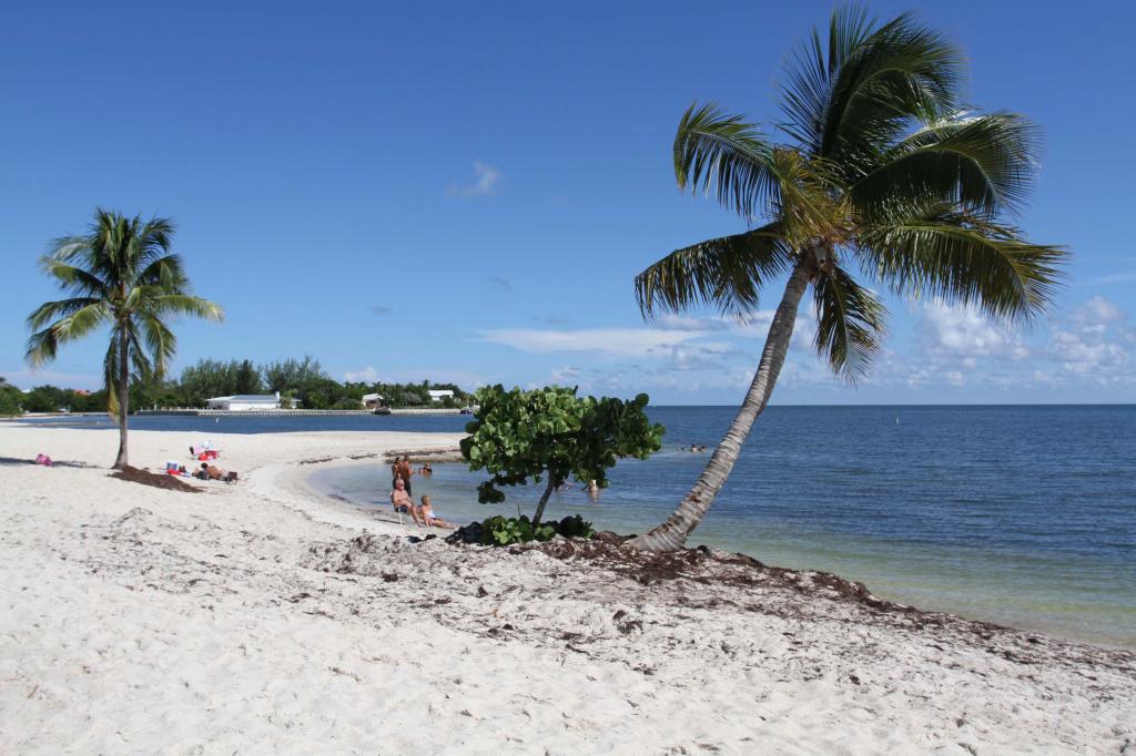 Sombrero Beach | Swim Guide