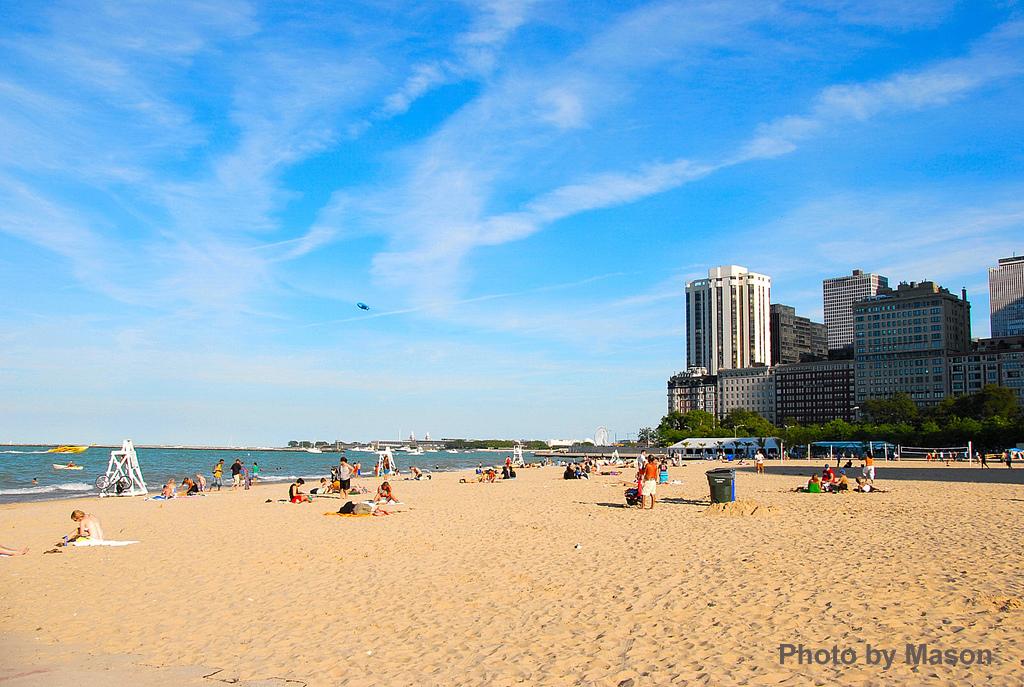 Oak Street Beach | Swim Guide