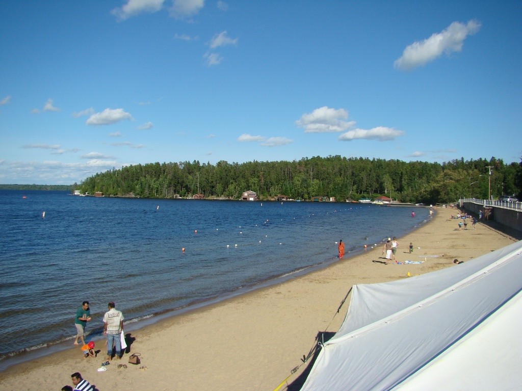 West Hawk Main Beach - Swim Guide