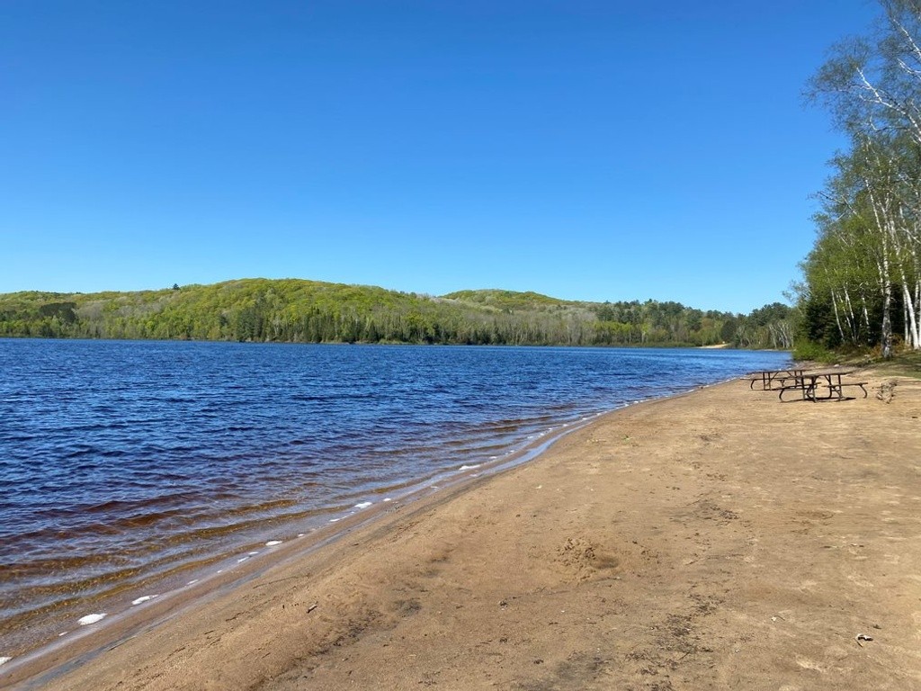 Arrowhead Provincial Park - Beach 1 Day Use | Great Lakes Guide