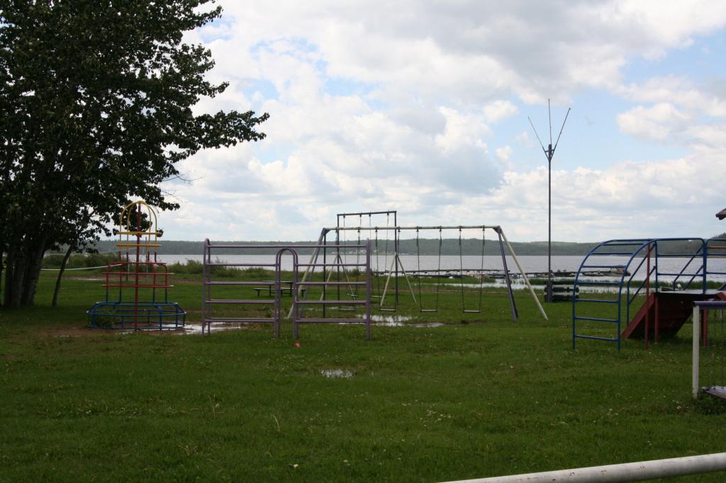 Elk's Beach at Lac La Nonne - Swim Guide