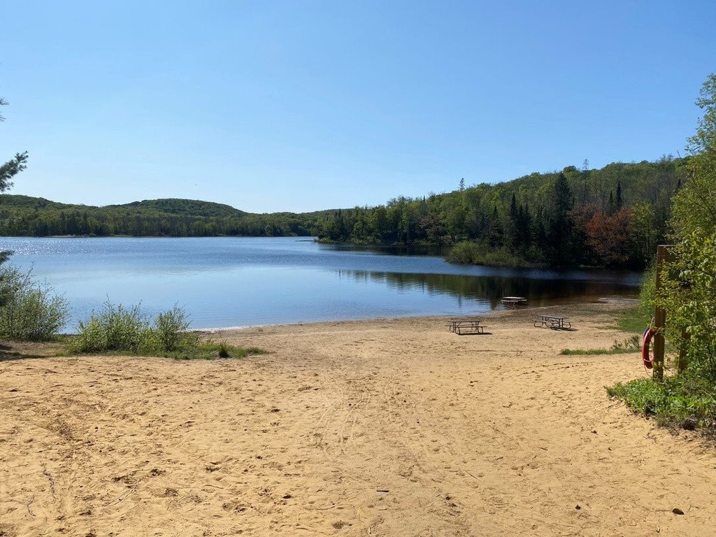 Arrowhead Provincial Park - Roe Beach | Great Lakes Guide
