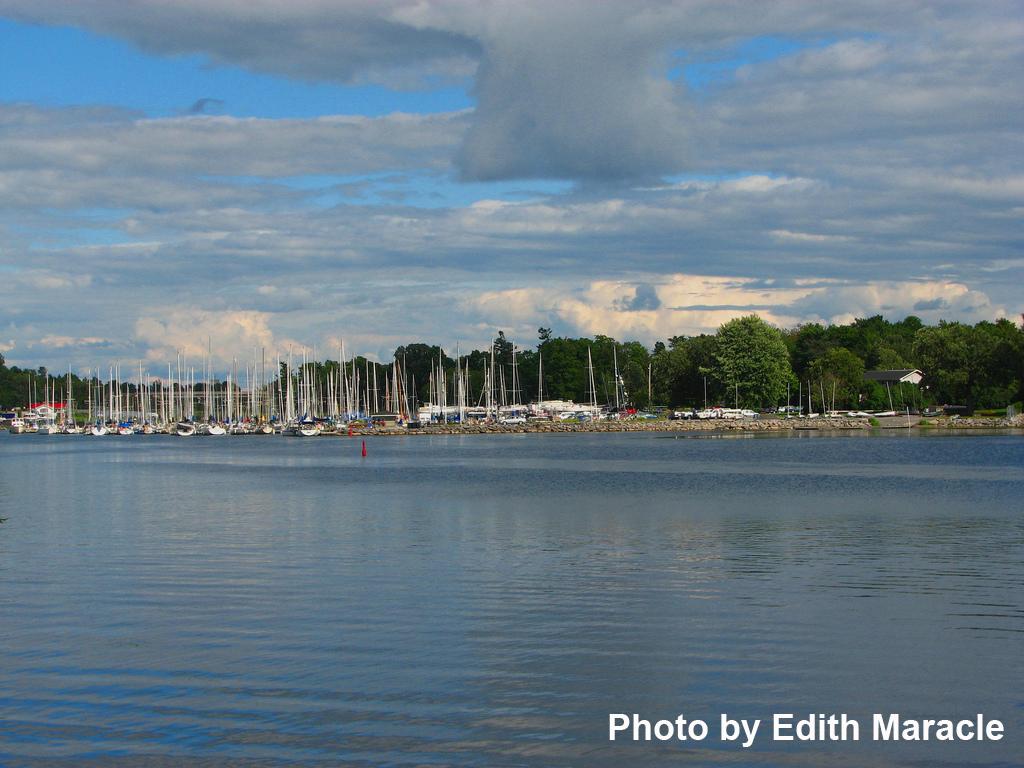 Collins Bay Pier | Great Lakes Guide