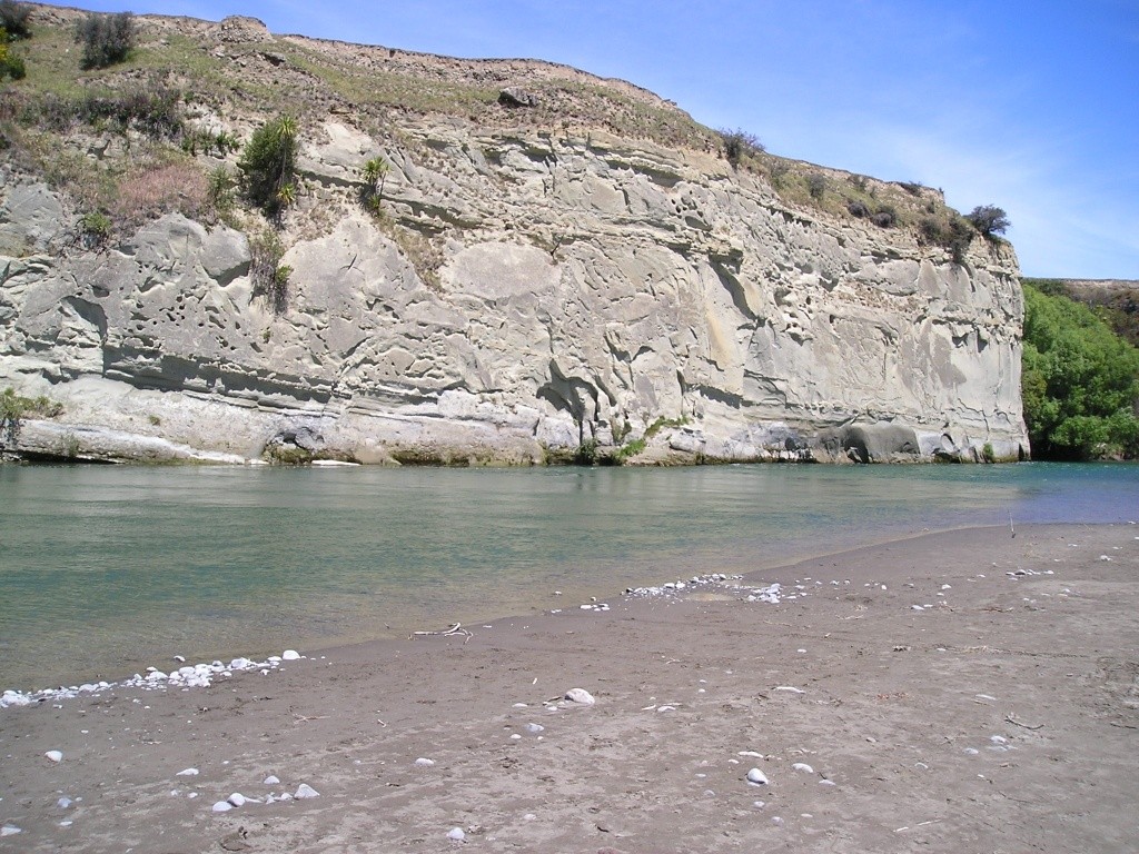 Hurunui River at SH1 Bridge - Swim Guide