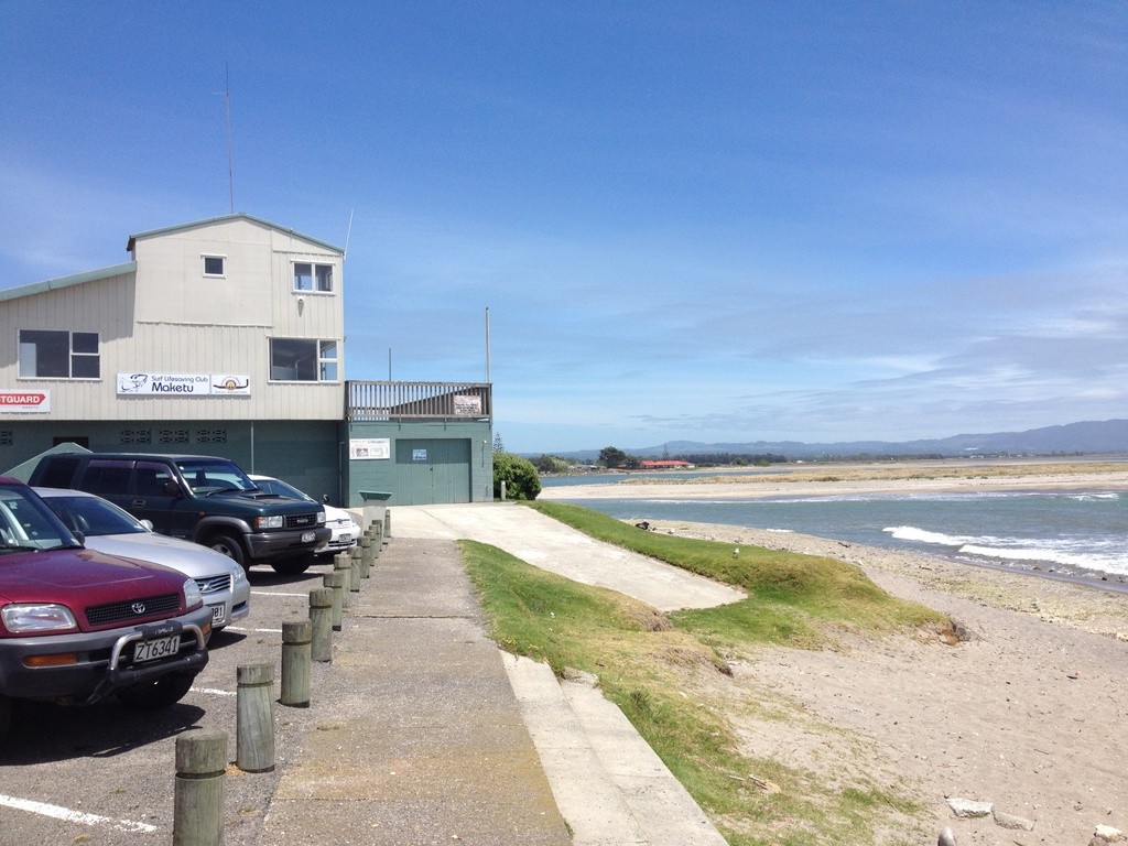 Maketu Beach at Estuary mouth | Swim Guide