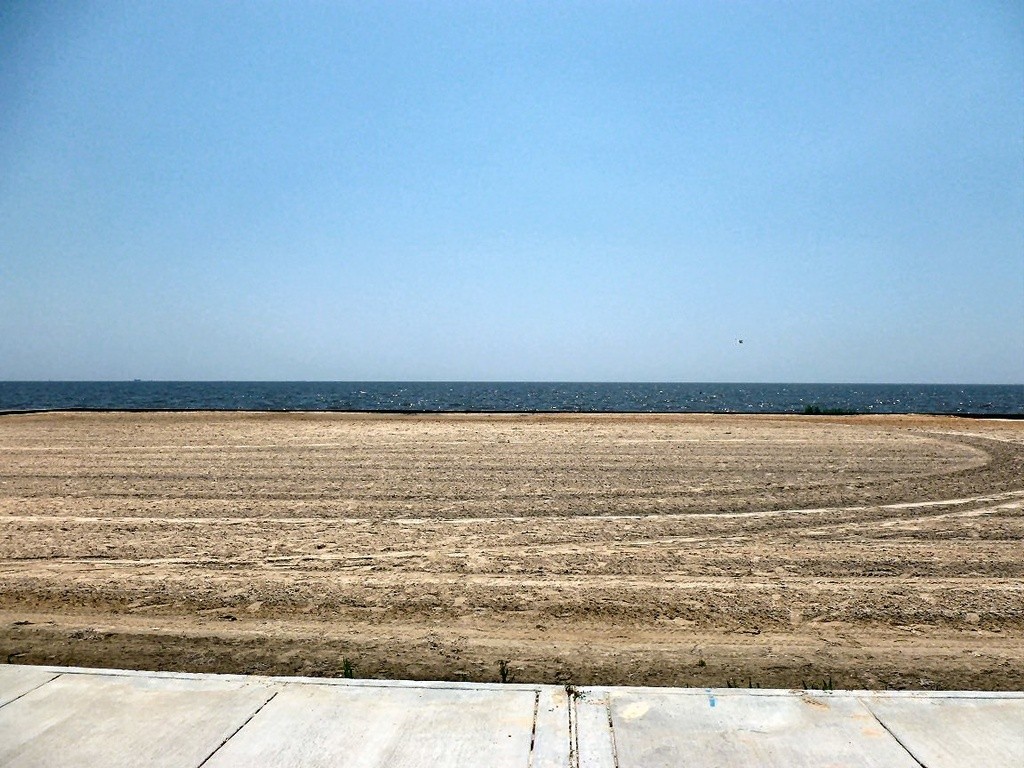 Pascagoula Beach East | Swim Guide