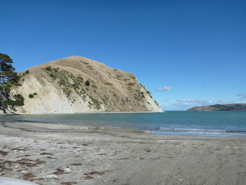 Mahia Beach at Mahia Peninsula - Swim Guide