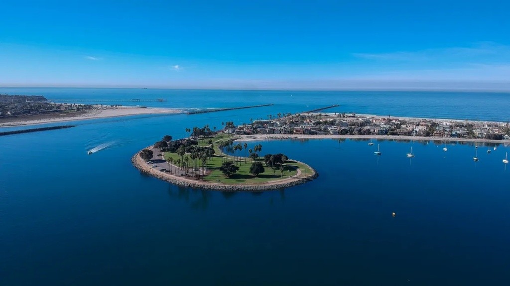 Mission Point Park | Swim Guide