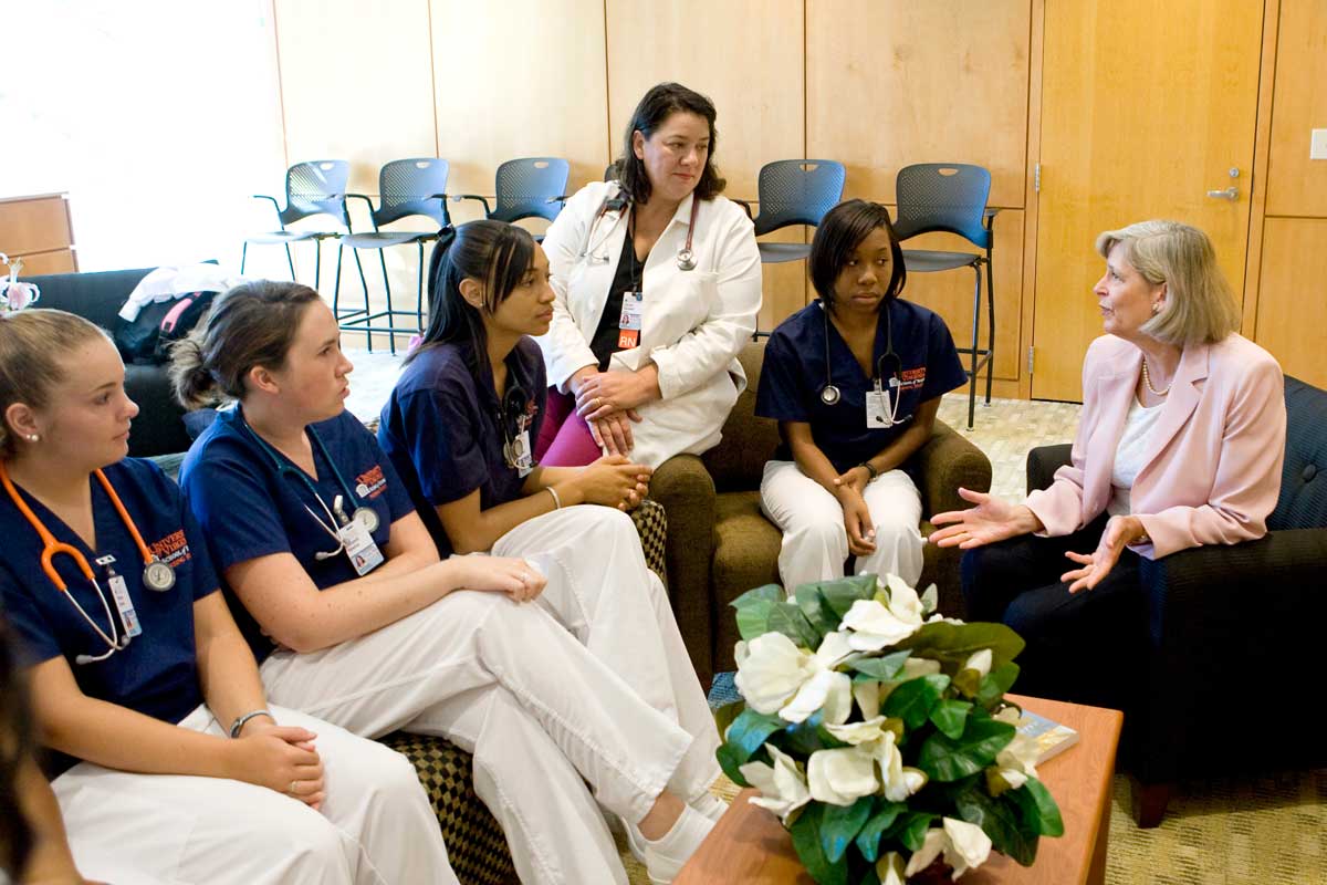 Scenes From the University: A Photo Essay—VIRGINIA Magazine