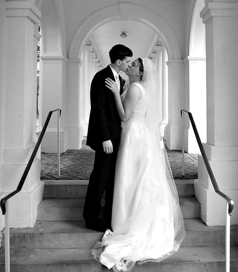 Virginia is for lovers: An ode to Cavalier couples—VIRGINIA Magazine