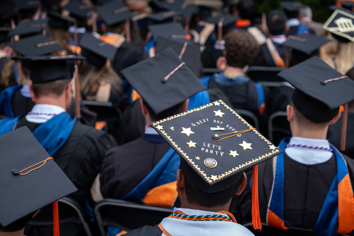 UVA grads show off creativity with custom mortarboards—VIRGINIA Magazine