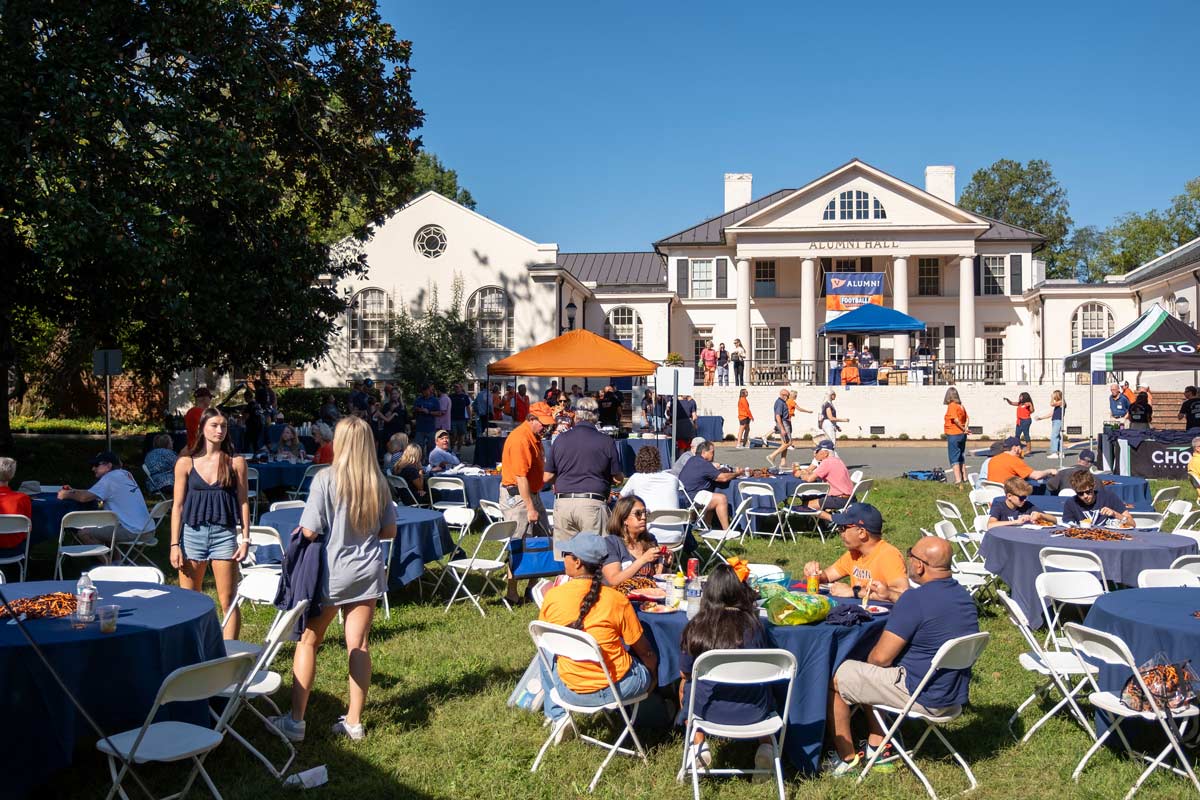 What are your favorite memories of Alumni Hall?—VIRGINIA Magazine