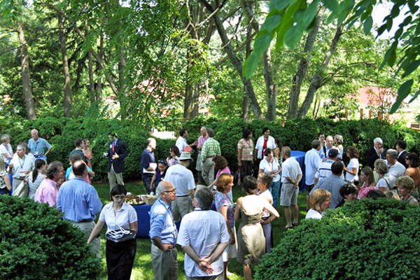 Lawn Party—VIRGINIA Magazine