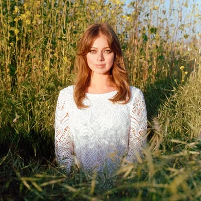 CHORDS: Ruth Radelet - Stranger Chords on Piano & Ukulele - Yalle Media