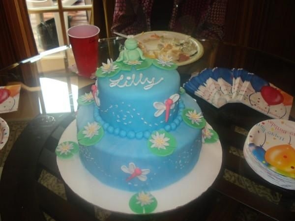 Lily Pad Cake - CakeCentral.com