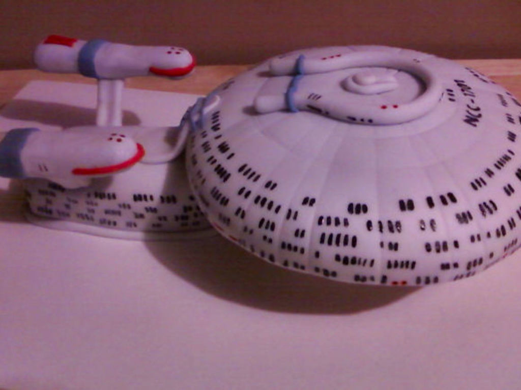 Star Trek Enterprise Cake