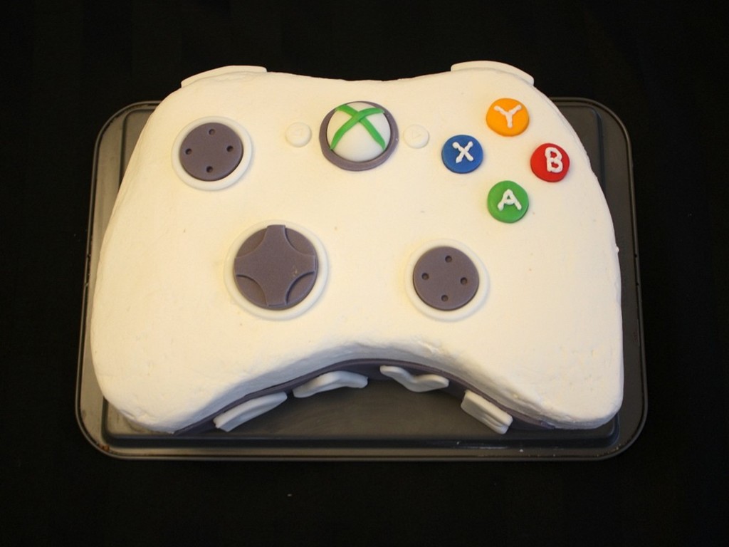 Xbox 360 Controller Cake Girls And Their Toys | The Bohemian Renegade