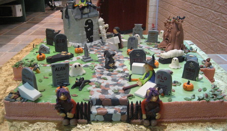 Spooky Graveyard Cake - CakeCentral.com