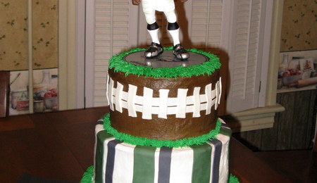 Eagles Logo - CakeCentral.com