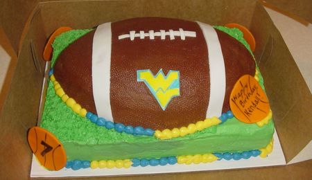 Sports Cake - CakeCentral.com