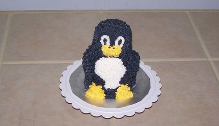 Penguin - CakeCentral.com