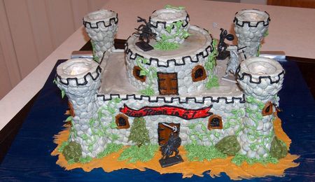 Medieval Castle - CakeCentral.com