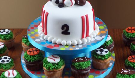 Compass Cake - CakeCentral.com