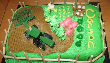 Ford Blue Tractor Cake - CakeCentral.com