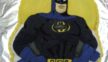Batman Bat Symbol - CakeCentral.com