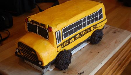 School Bus Graduation Cake - CakeCentral.com