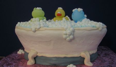 Elephant Takes A Bubble Bath - CakeCentral.com