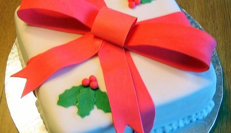 This Cake Was A Christmas Present For My Dad Its A Fruit Cake Covered ...