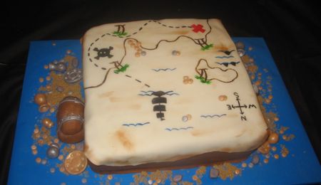 Pirate Treasure Map Cake - CakeCentral.com