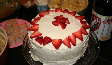 Snowflake Cake - CakeCentral.com