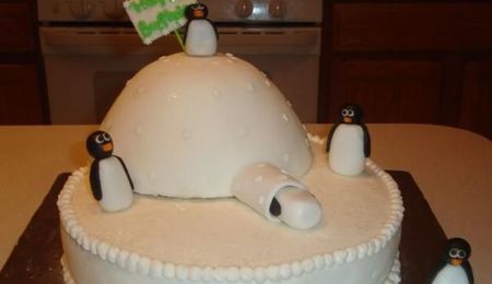 Christmas Cake, Penguin, Igloo - CakeCentral.com