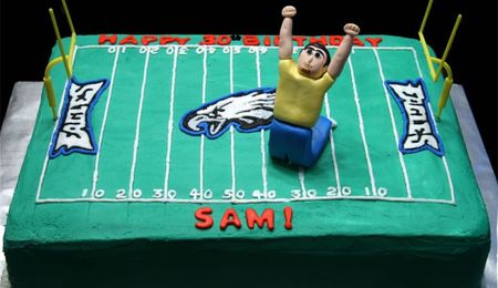Eagles Football Field Cake - CakeCentral.com