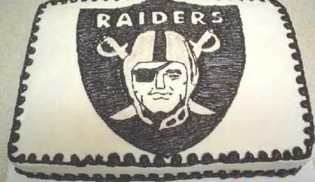 Raiders - CakeCentral.com
