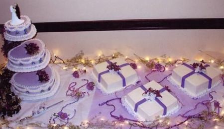 Western Wanted Poster Cake - CakeCentral.com