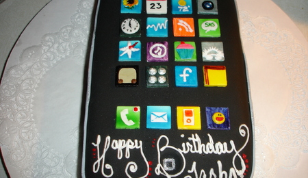 Iphone Birthday Cake - CakeCentral.com