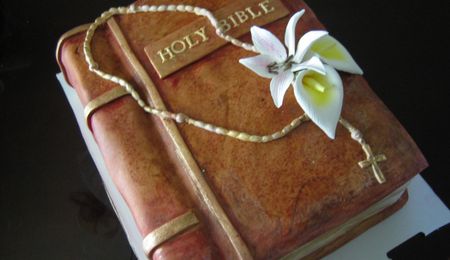 Bible Or Book Cake - CakeCentral.com