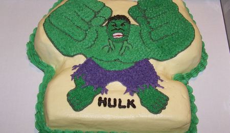Incredible Hulk Cake - CakeCentral.com