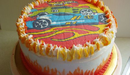 Hot Wheels Checkerboard - CakeCentral.com