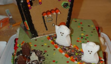 Candy Corn Haunted Castle - CakeCentral.com