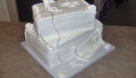 1St Communion Rosary And Bible - CakeCentral.com