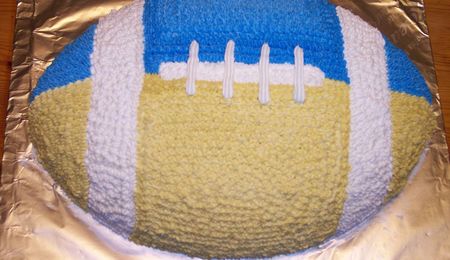 Michigan Football Cake - CakeCentral.com